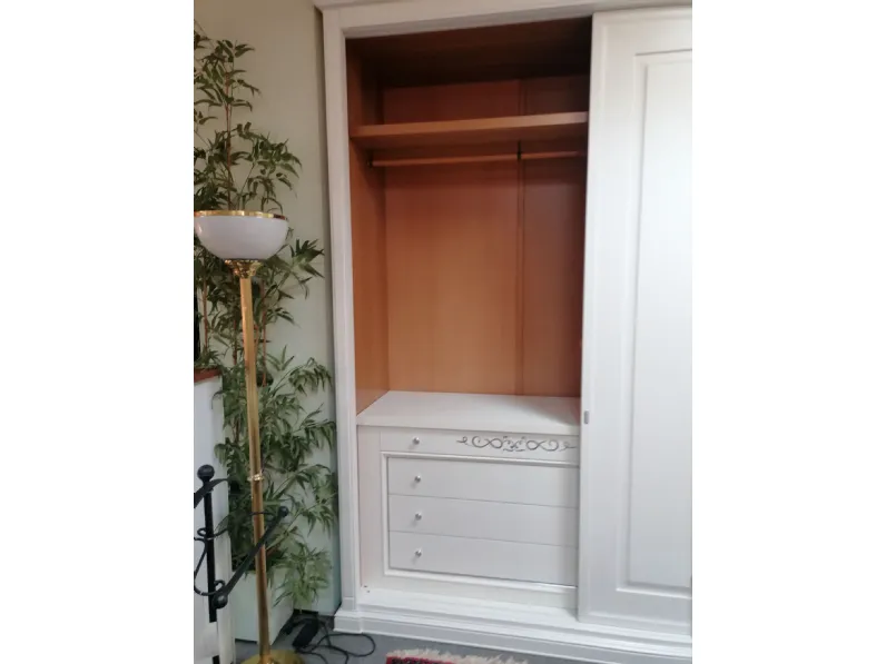 Armadio in laccato opaco Lorenzo a marchio Benedetti scontato -46%