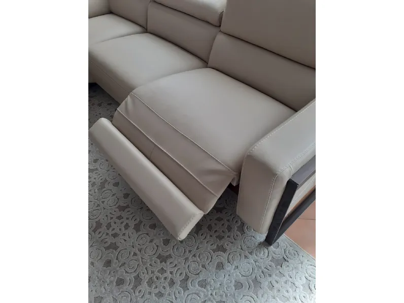 Divano angolare modello Cubic di Nicoletti home a prezzi outlet