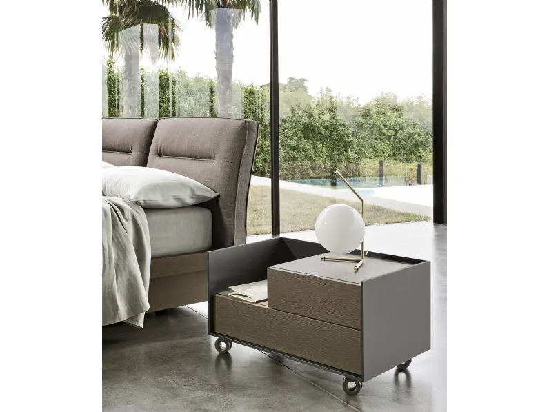 Letto matrimoniale design Milo Sangiacomo a prezzo scontato