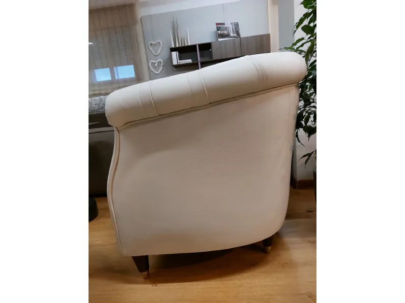 Poltroncina Sabri capitonnè Con seduta fissa Art salotti a prezzi outlet