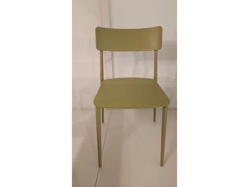 Scopri la sedia Cult Segis a prezzo scontato: design moderno ed ...