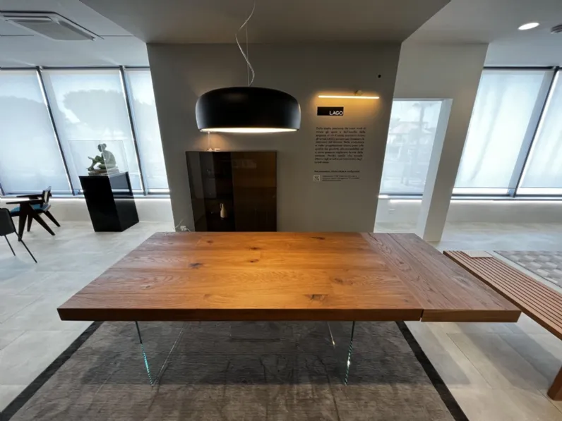 Tavolo in offerta outlet modello Air extendable di Lago