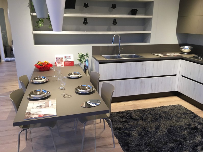 Cucina Scavolini LIBERAMENTE scontata 22%