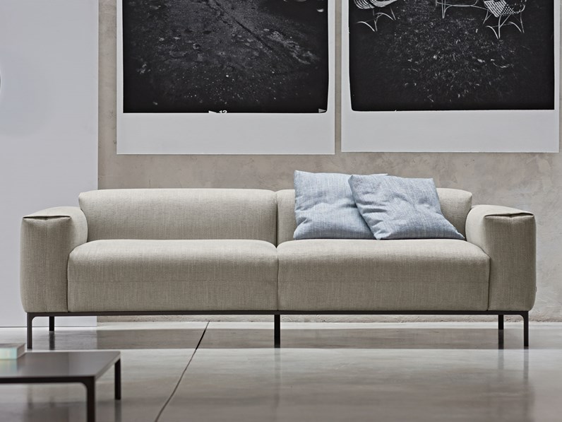 Divano in Tessuto Doimo salotti a prezzo scontato