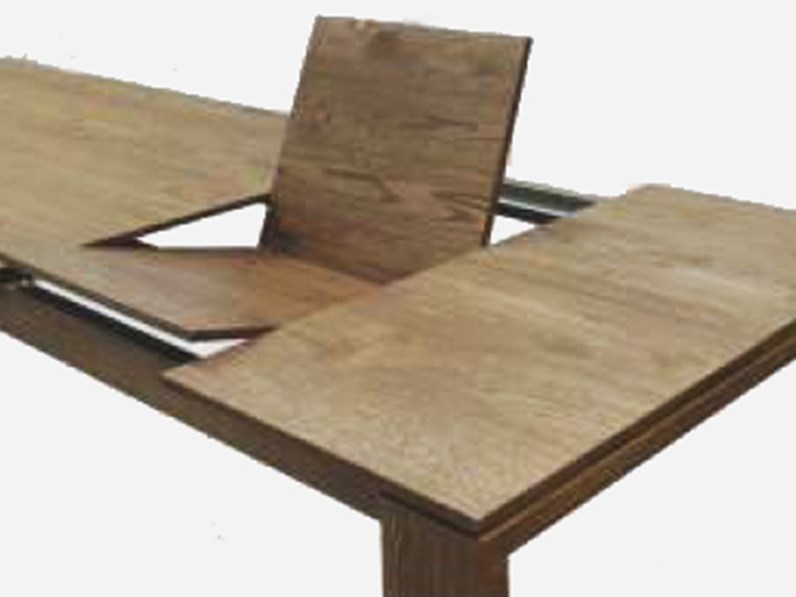Tavolo allungabile in legno massello 140/204 cm Tavolo allungabile in legno massello 140/204 cm